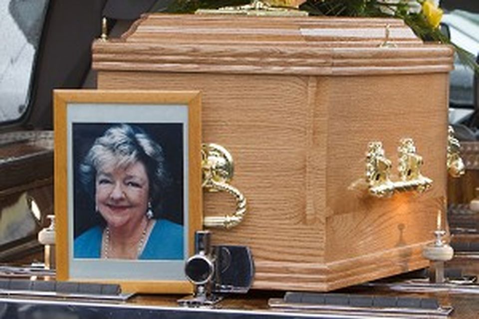 Hundreds at writer Binchy's funeral | Independent.ie
