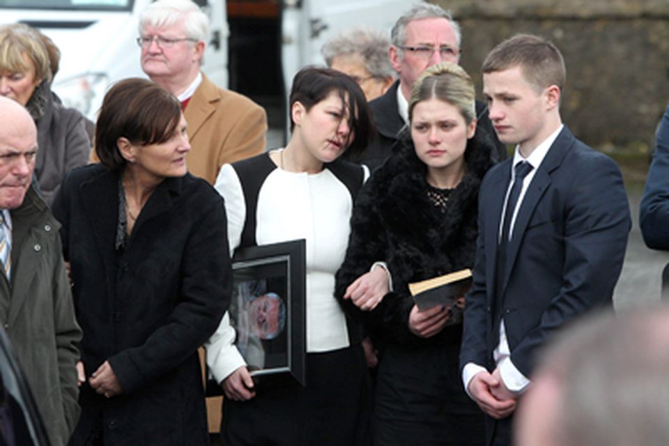 Paidi O Se funeral: A ‘hard man’ on the pitch, a rock of support off it ...