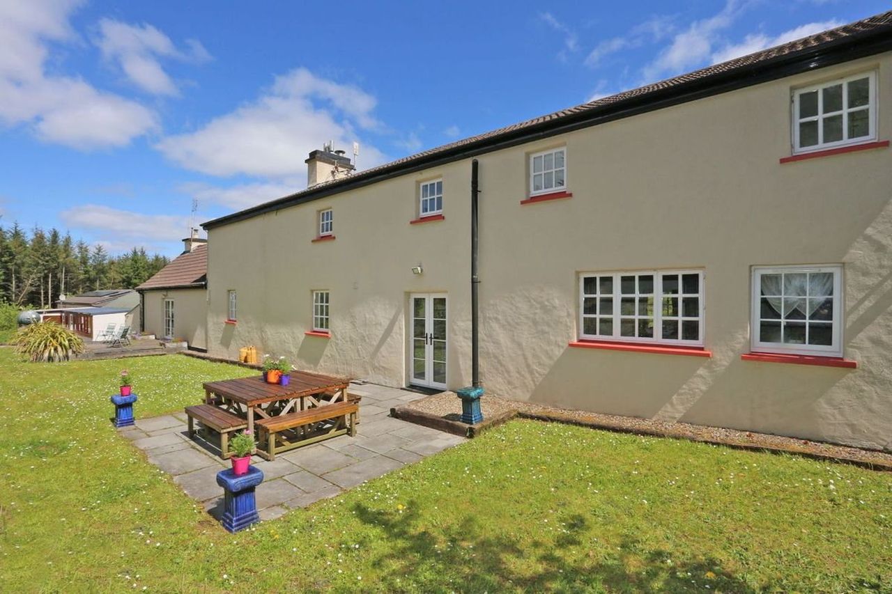 See inside the former donkey sanctuary converted into luxury Clare home ...