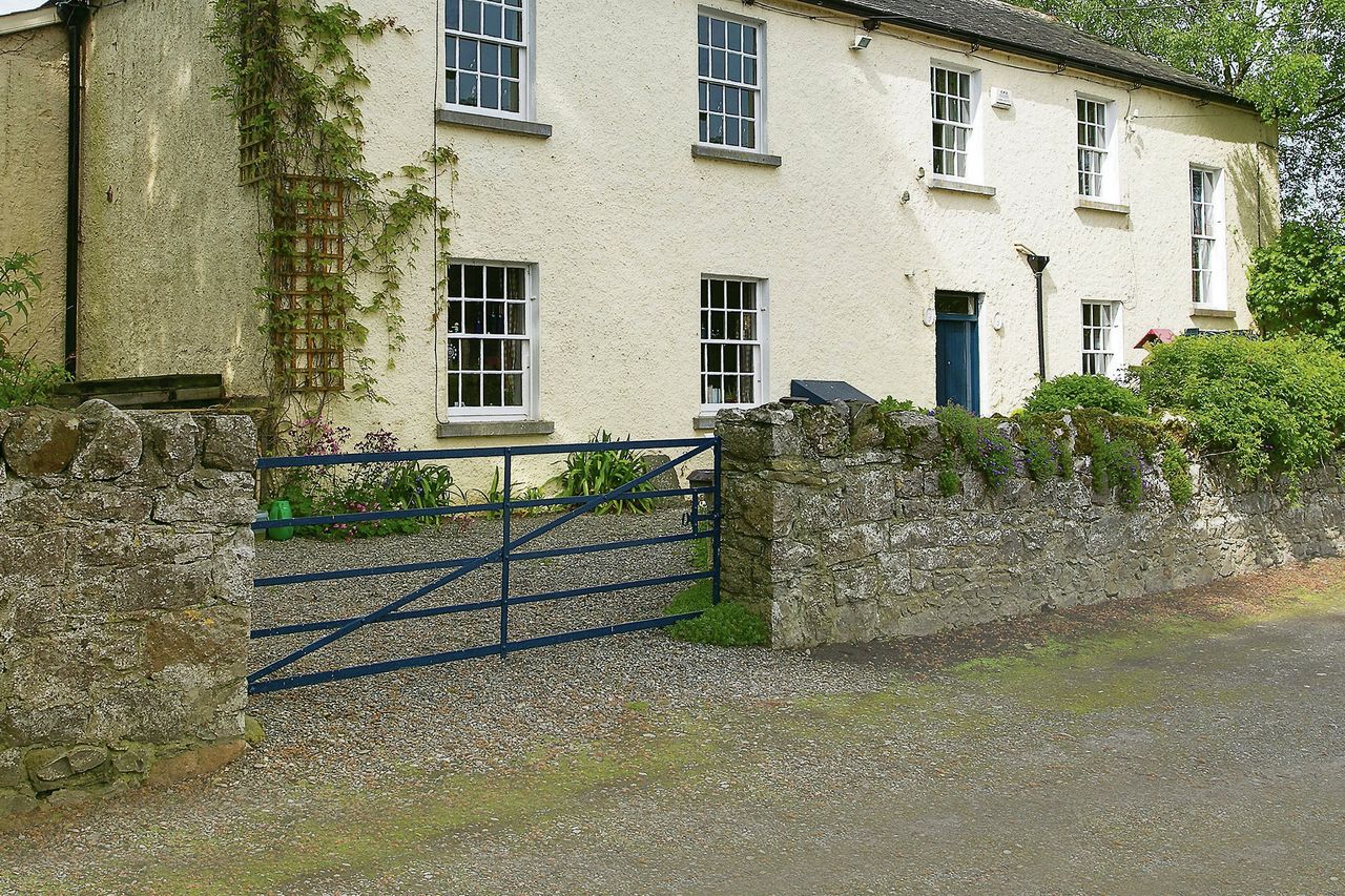 The house that ate itself: Clonbeale House, Offaly | Irish Independent