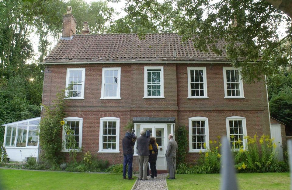 The Millionaire cheating scandal that inspired Quiz – in pictures ...