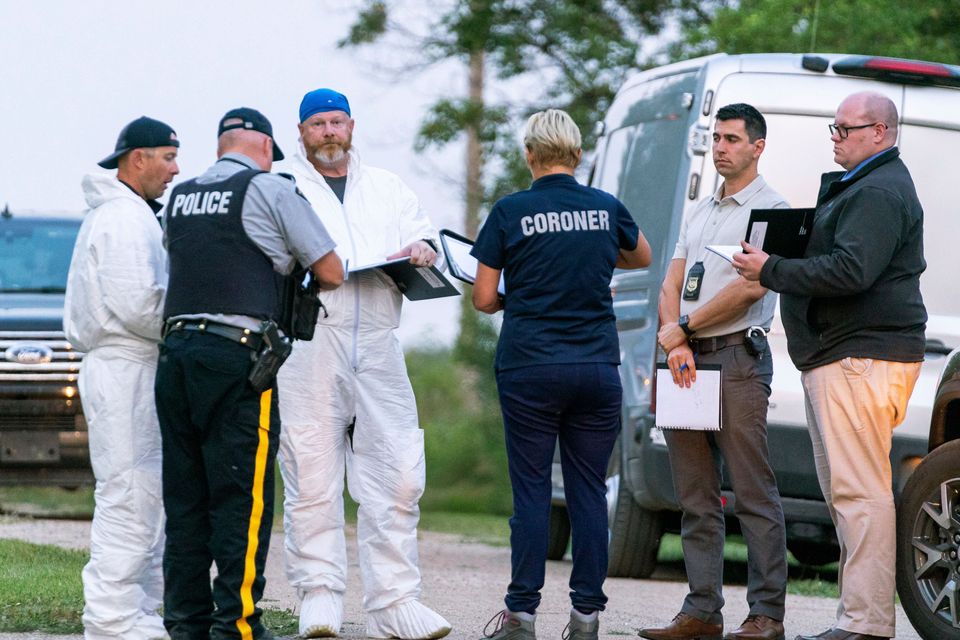Canadian police hunt for suspects after 10 stabbed to death ...