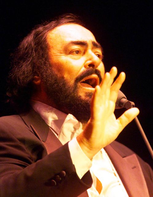 Luciano Pavarotti to be posthumously honoured on Hollywood Walk of Fame ...