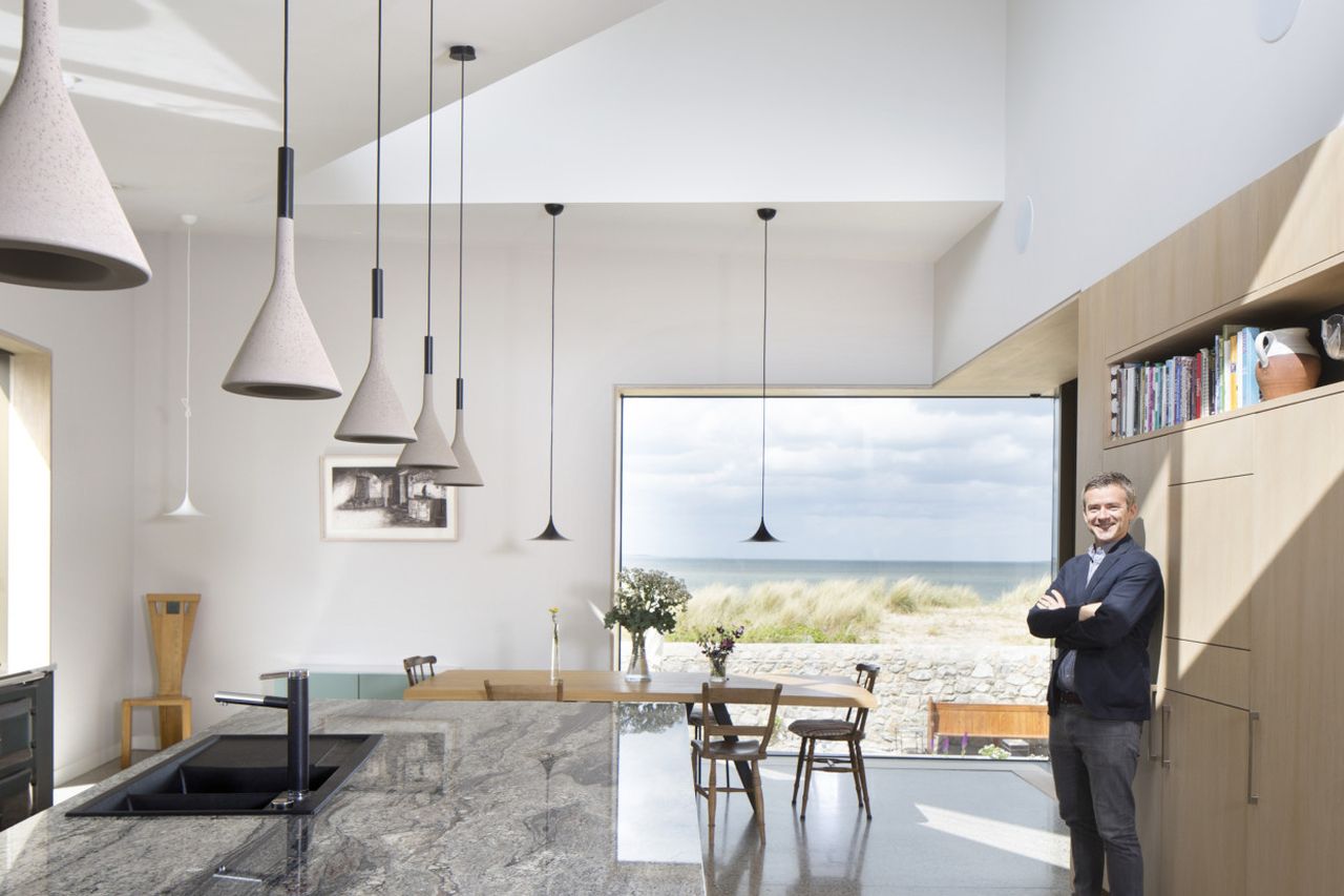 This architect turned a dilapidated Victorian villa into a breathtaking ...