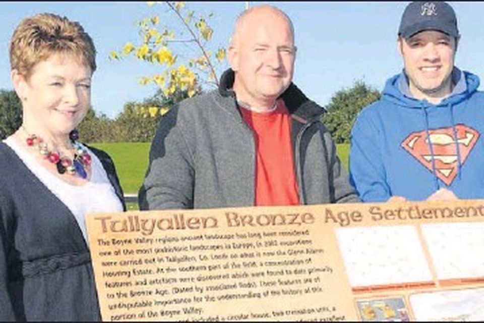 Plaque recalls Tullyallen's past | Irish Independent
