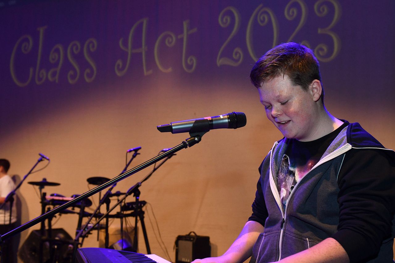 Photos of Dundalk’s De La Salle Class Act in An Táin | Irish Independent