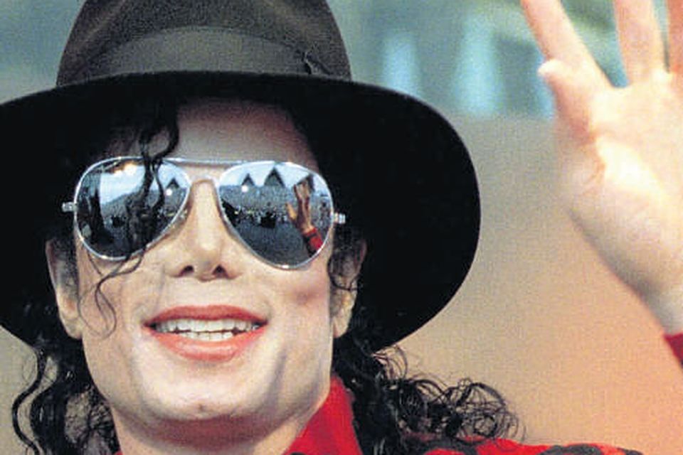 FBI Jackson files reveal 10-year probe into star | Irish Independent