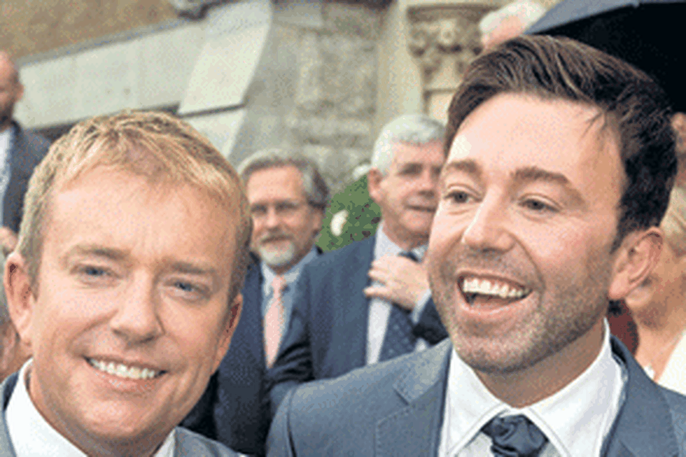 Stars line out to see TV3's Hughes tie the knot | Irish Independent