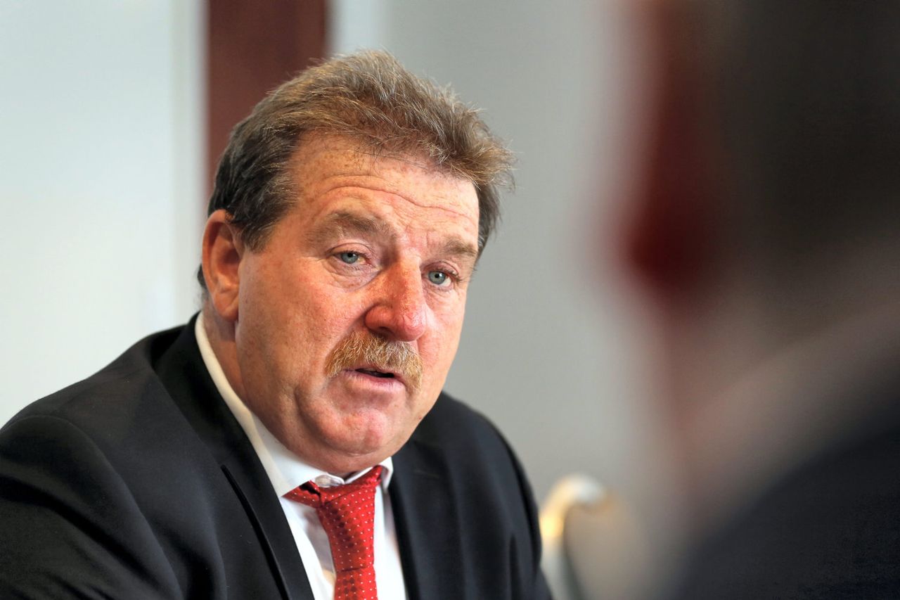 'Gardaí need to put the boot on Dundons' necks or they will pour petrol ...