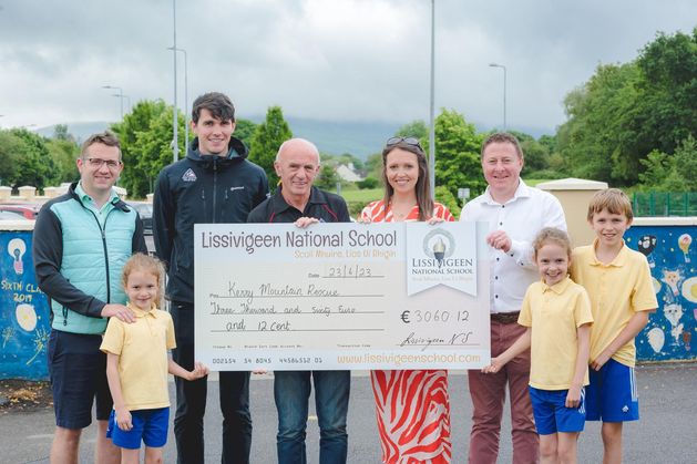 Lissivigeen NS raise over €3k for the Kerry Mountain Rescue Team ...