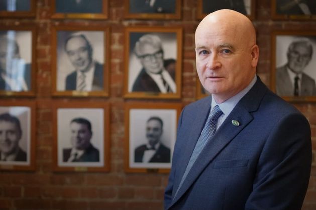 Rail workers’ union leader Mick Lynch announces retirement | Irish ...