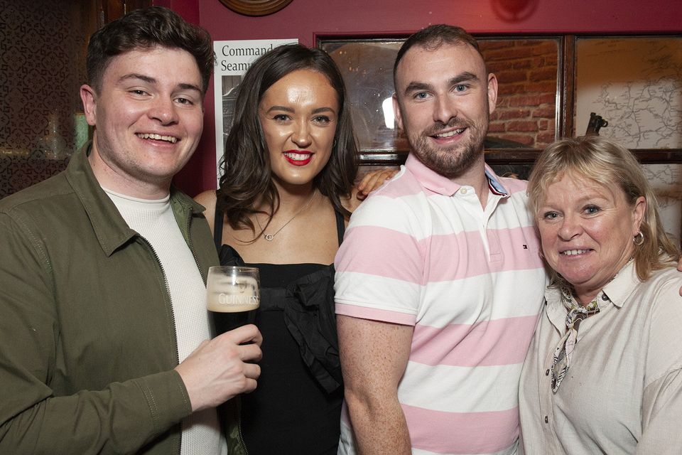 Pictures of New Year’s Eve celebrations in Rackards and Holohan’s in ...