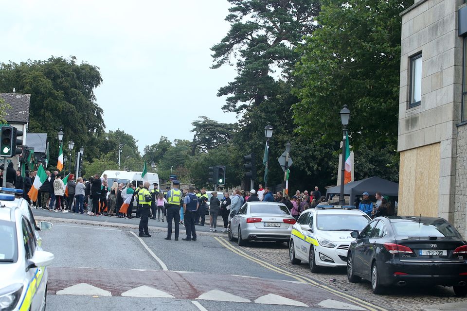 Woman arrested as anti-immigration protesters gather for a third night ...