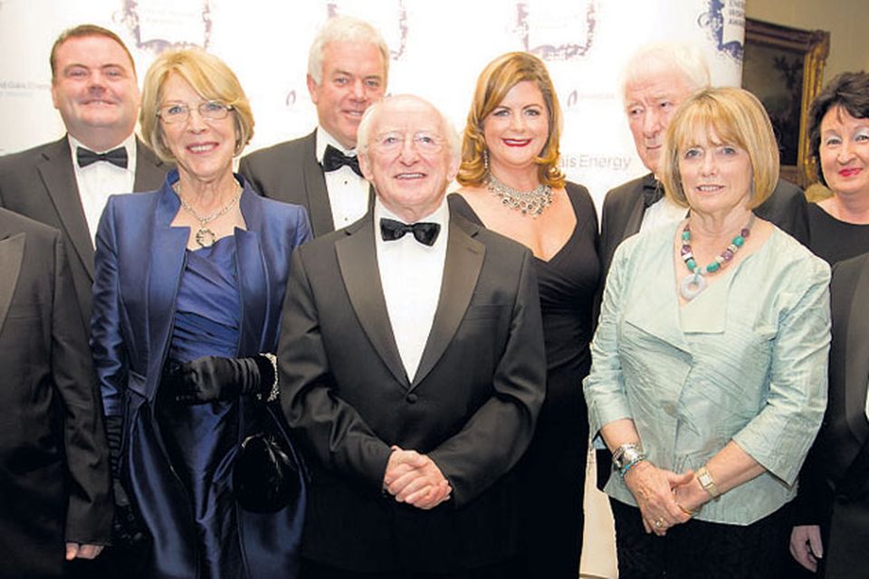 Poetic hug sets the tone for a magical evening | Irish Independent