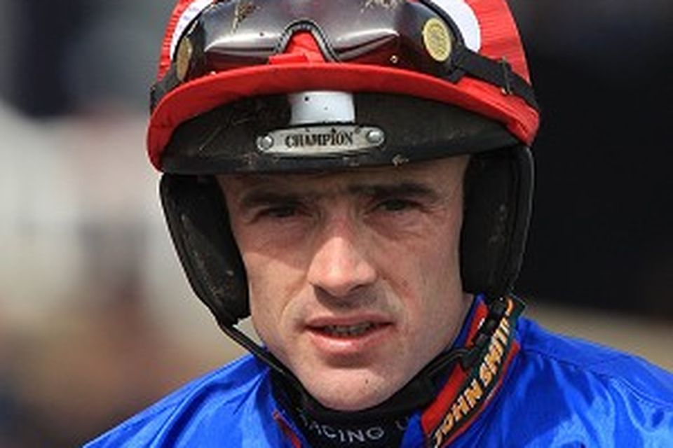 Walsh suffers leg break in fall | Irish Independent