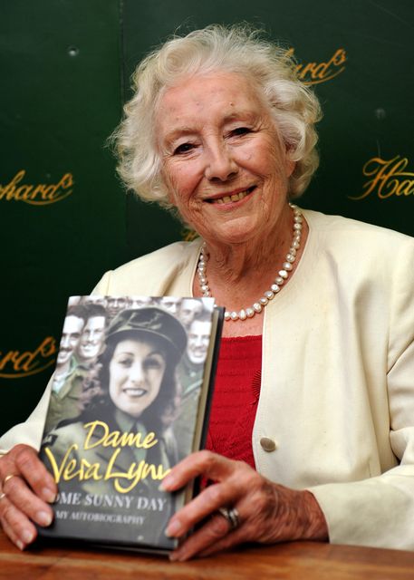 In Pictures: The life of Dame Vera Lynn | Irish Independent