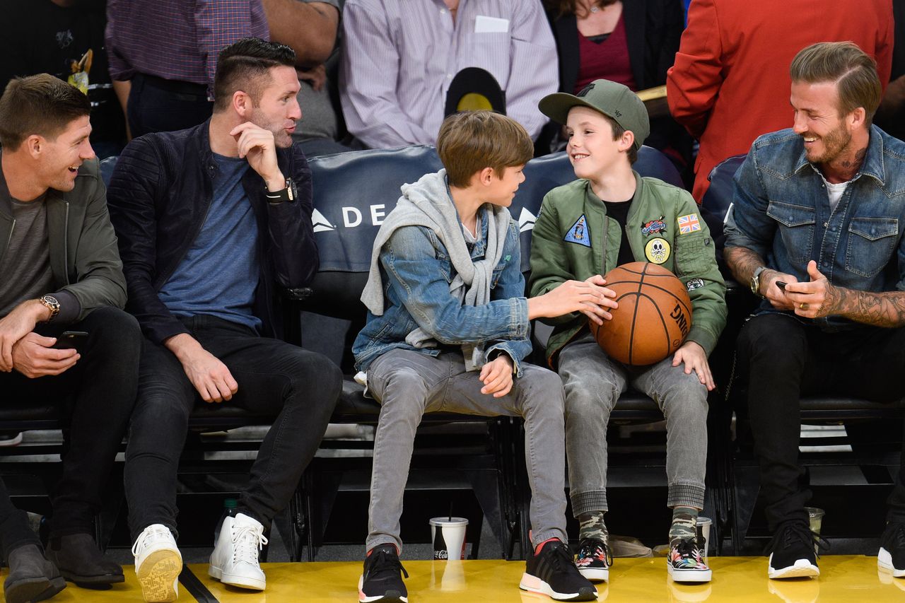 Robbie Keane embraces LA life as he takes in Lakers game with David ...