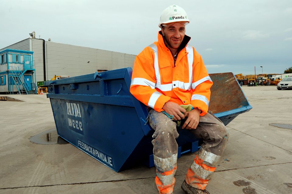 Worker returns €2,775 he found in recycling skip | Irish Independent