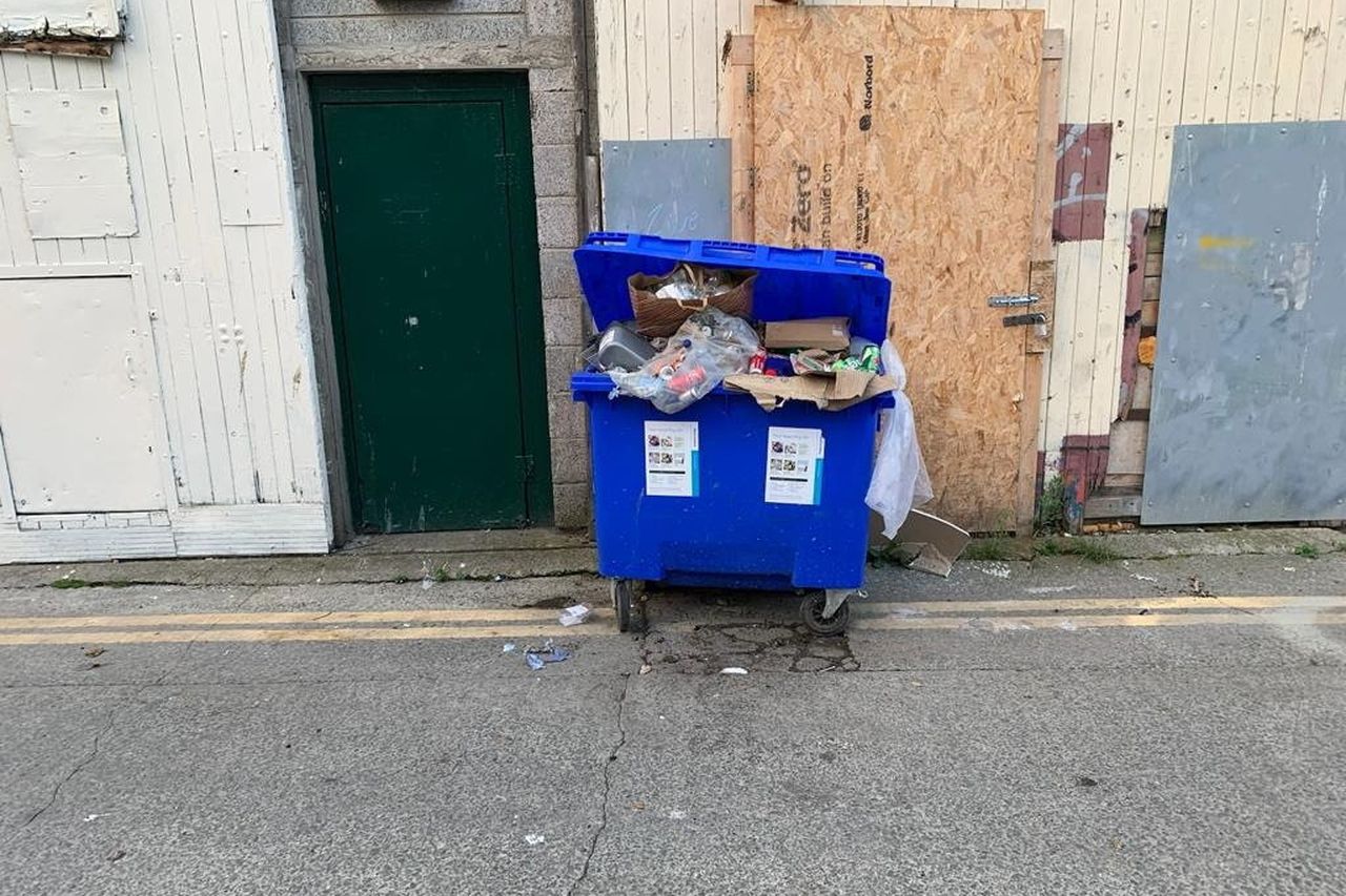 Photos show overflowing bins and dumping on Drogheda streets | Irish ...