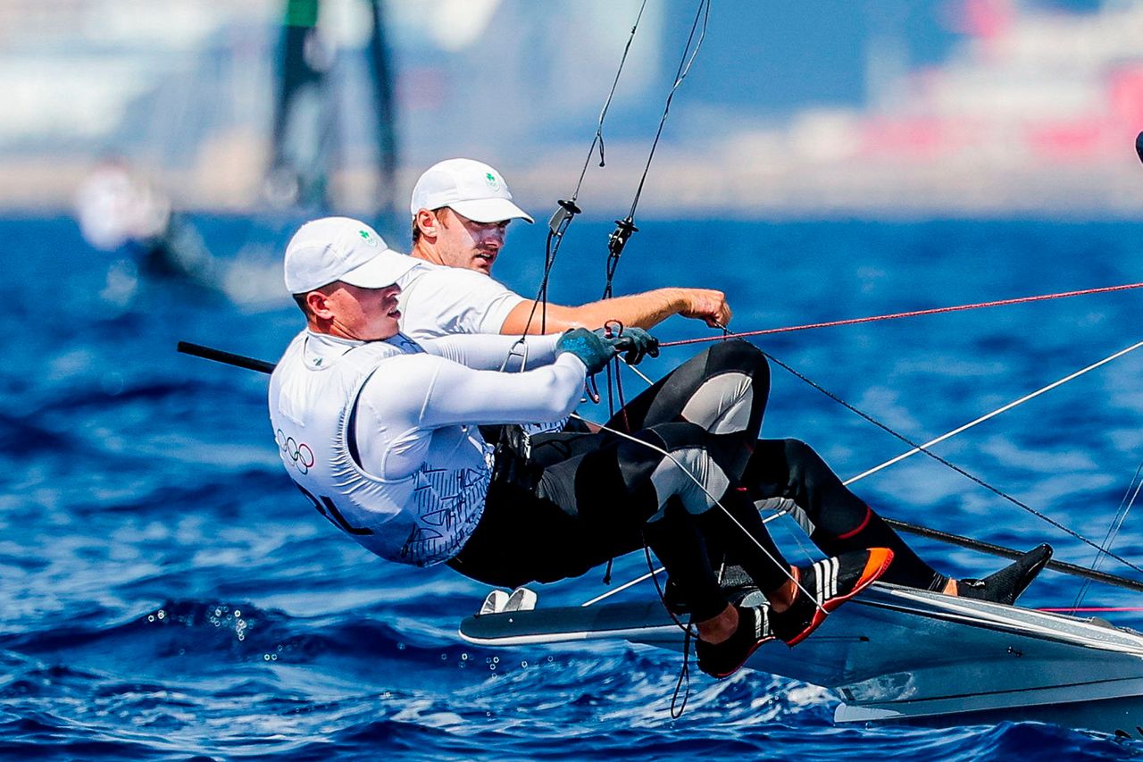 Robert Dickson and Seán Waddilove to start medal race in second | Irish ...