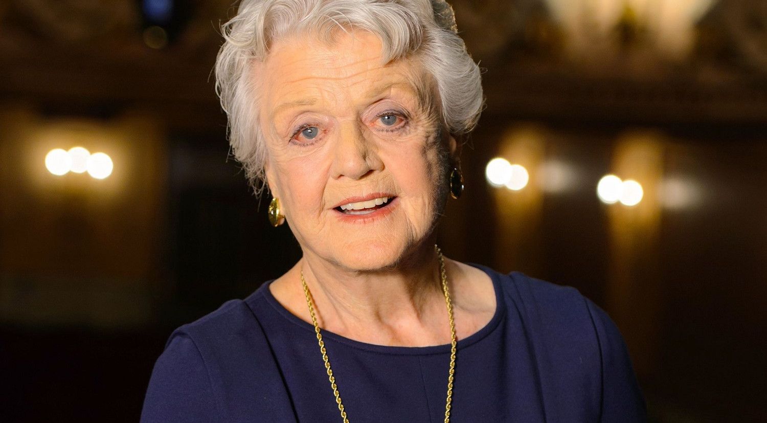 Dame Angela gong 'rare and lovely' | Independent.ie