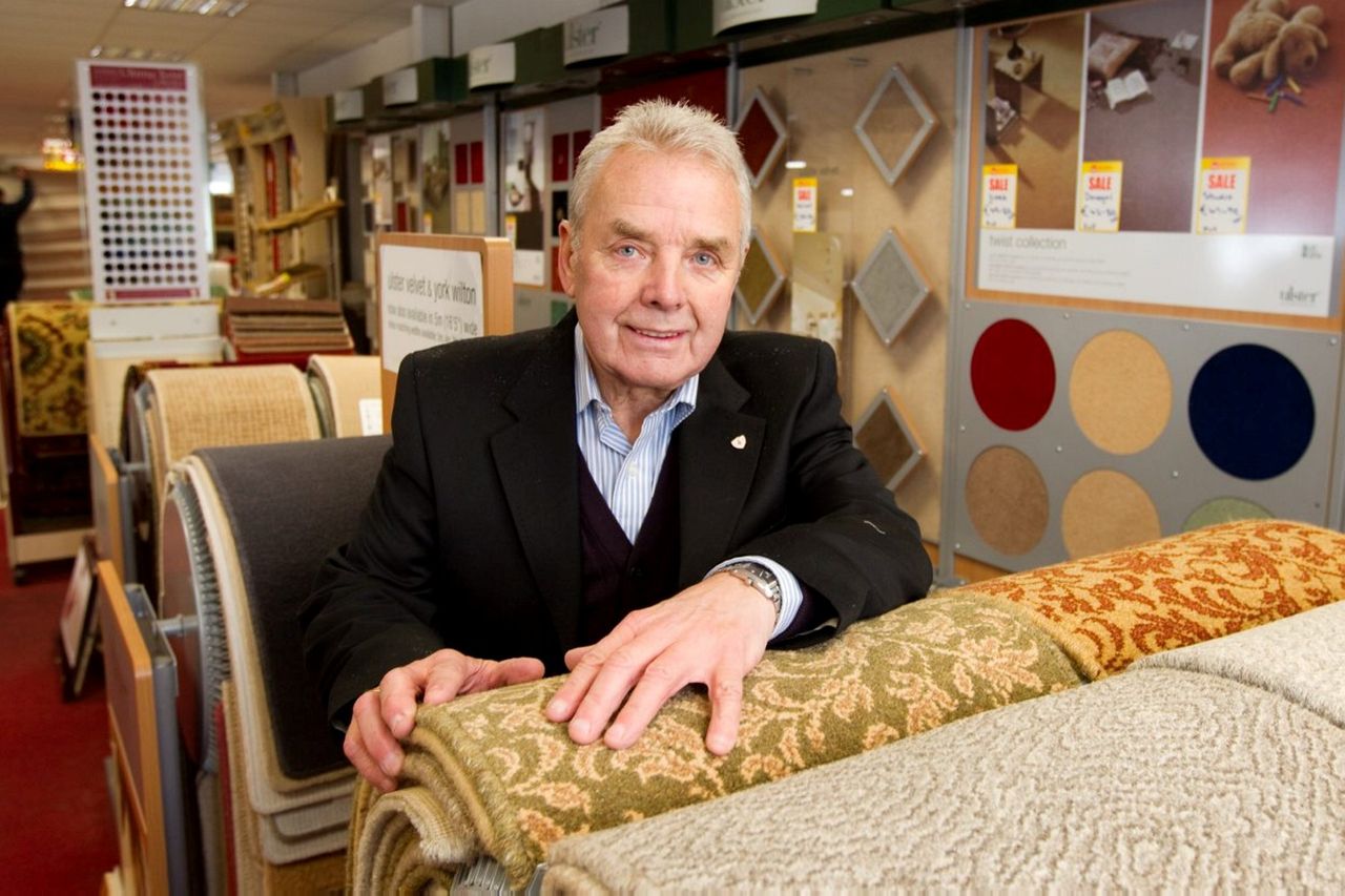 Late wife of 'Carpet King' Des Kelly leaves €4.3m in will | Irish ...