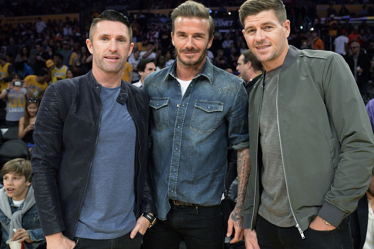Robbie Keane embraces LA life as he takes in Lakers game with David ...