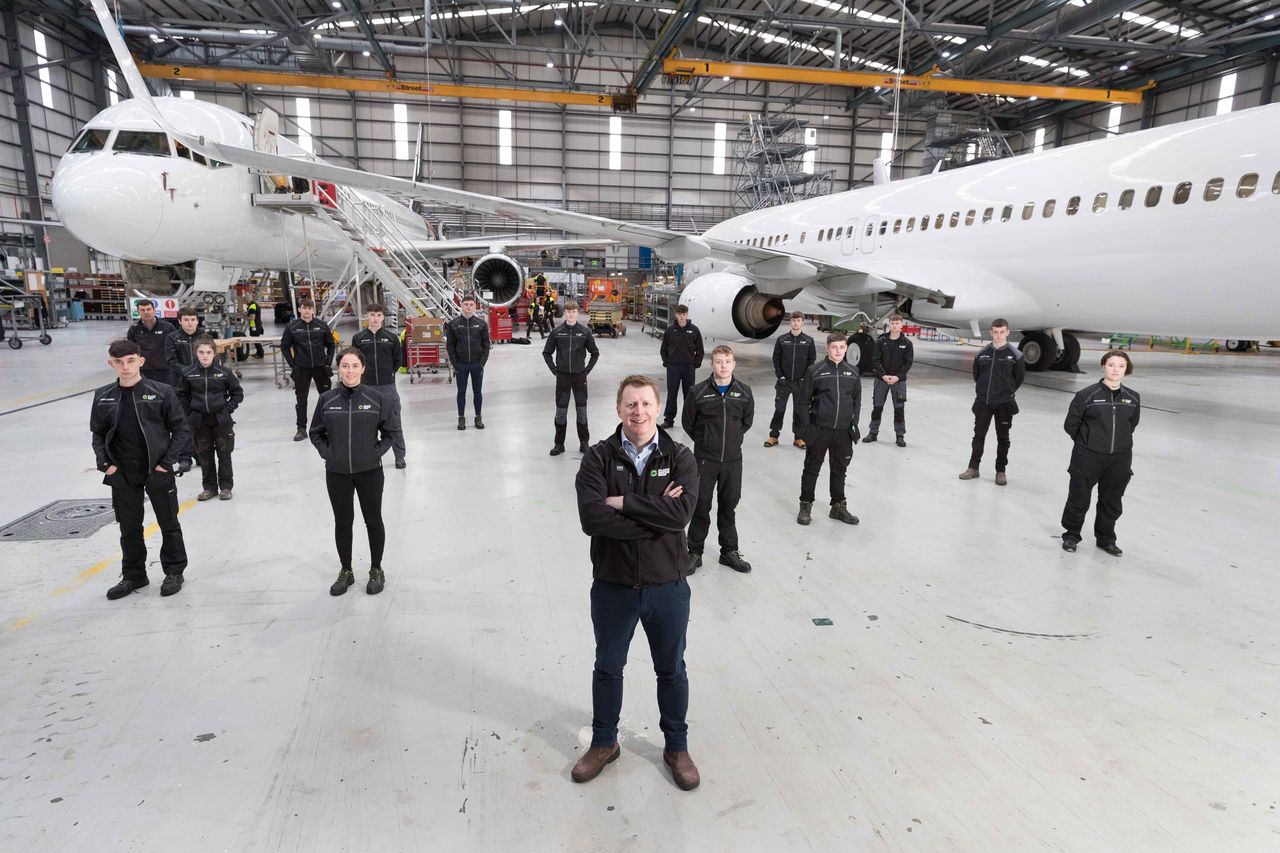 Atlantic Aviation Group confirms 50 new jobs at Shannon base | Irish ...
