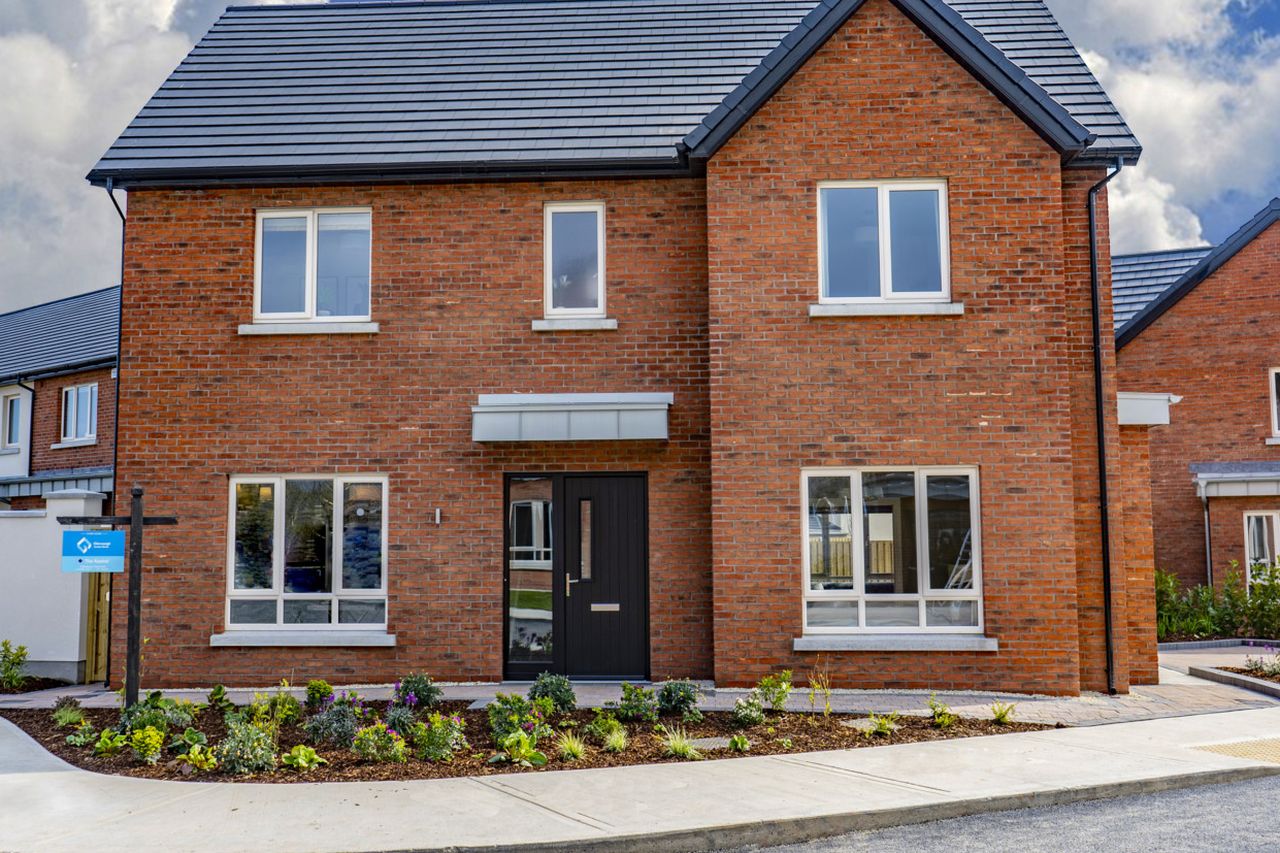 Living the Semple life in Donabate five-bed abodes | Irish Independent