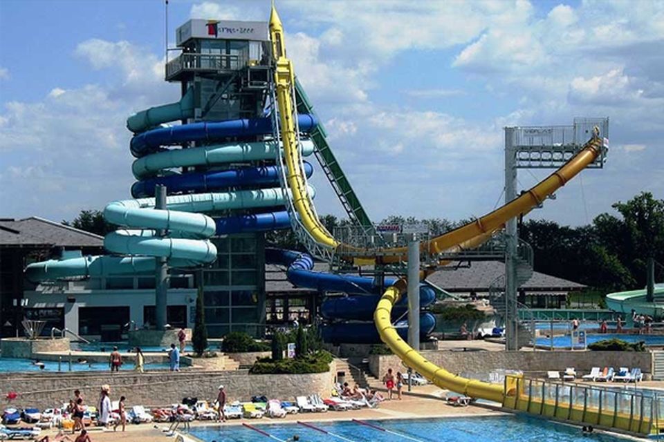The world's scariest water slides | Irish Independent