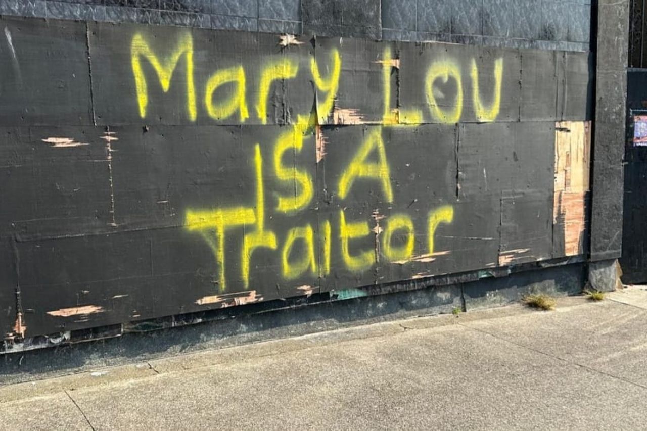 ‘Traitor’ slogans daubed beside Mary Lou McDonald’s constituency office ...