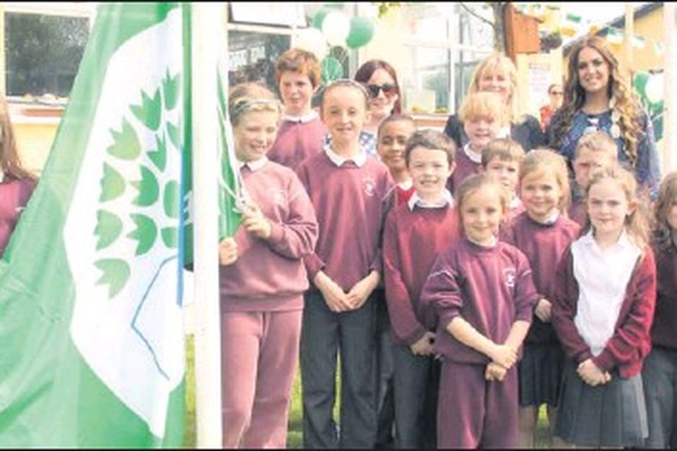 Singer Keira performs as first Green Flag is hoisted | Irish Independent
