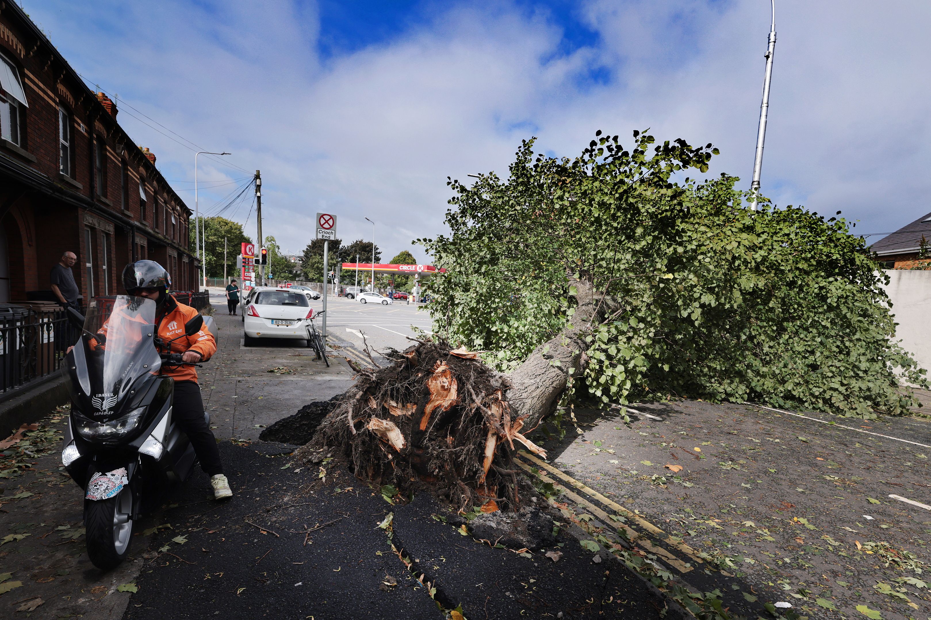 Storm Betty: Crews take part in major clean-up operation across the ...
