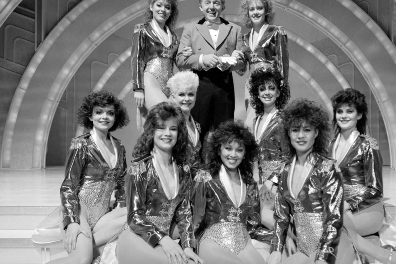A life in pictures: Paul Daniels | Independent.ie