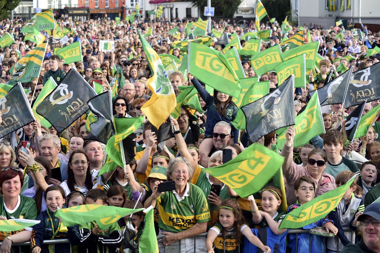 Kerry welcomes home All-Ireland champions with ‘phenomenal’ crowd of ...