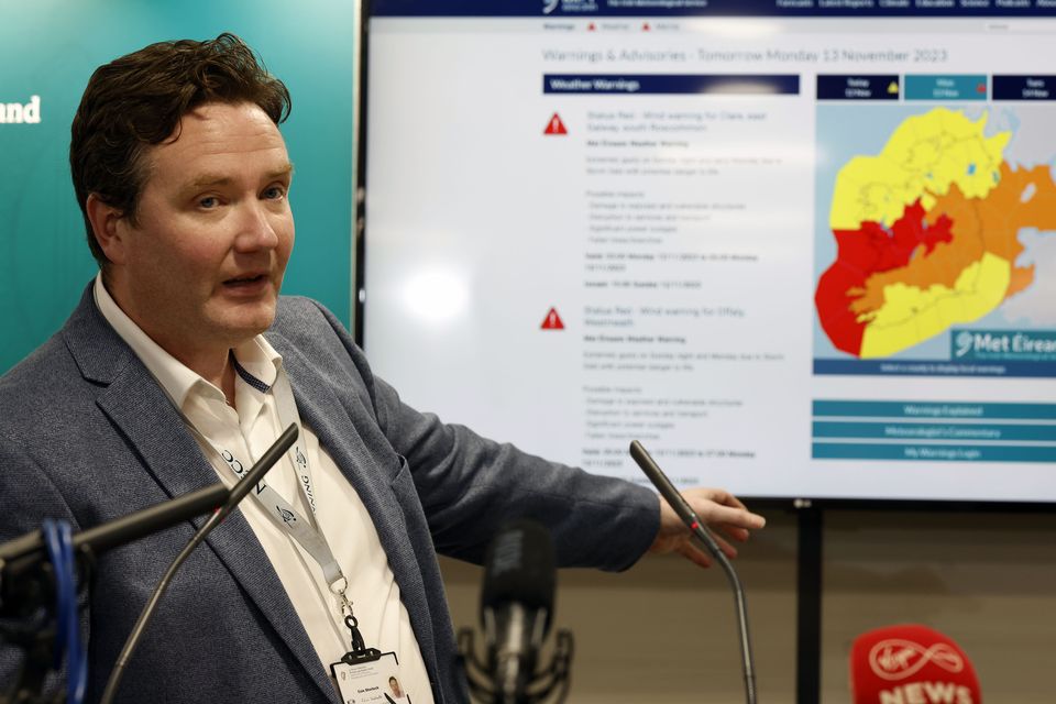 Storm Debi leaves over 1,500 Offaly homes without power | Irish Independent