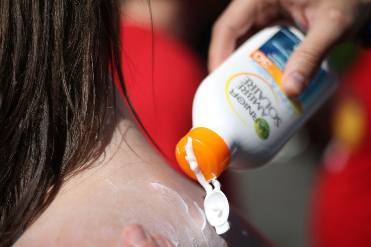 Sunscreen blamed for vitamin D deficiency | Irish Independent