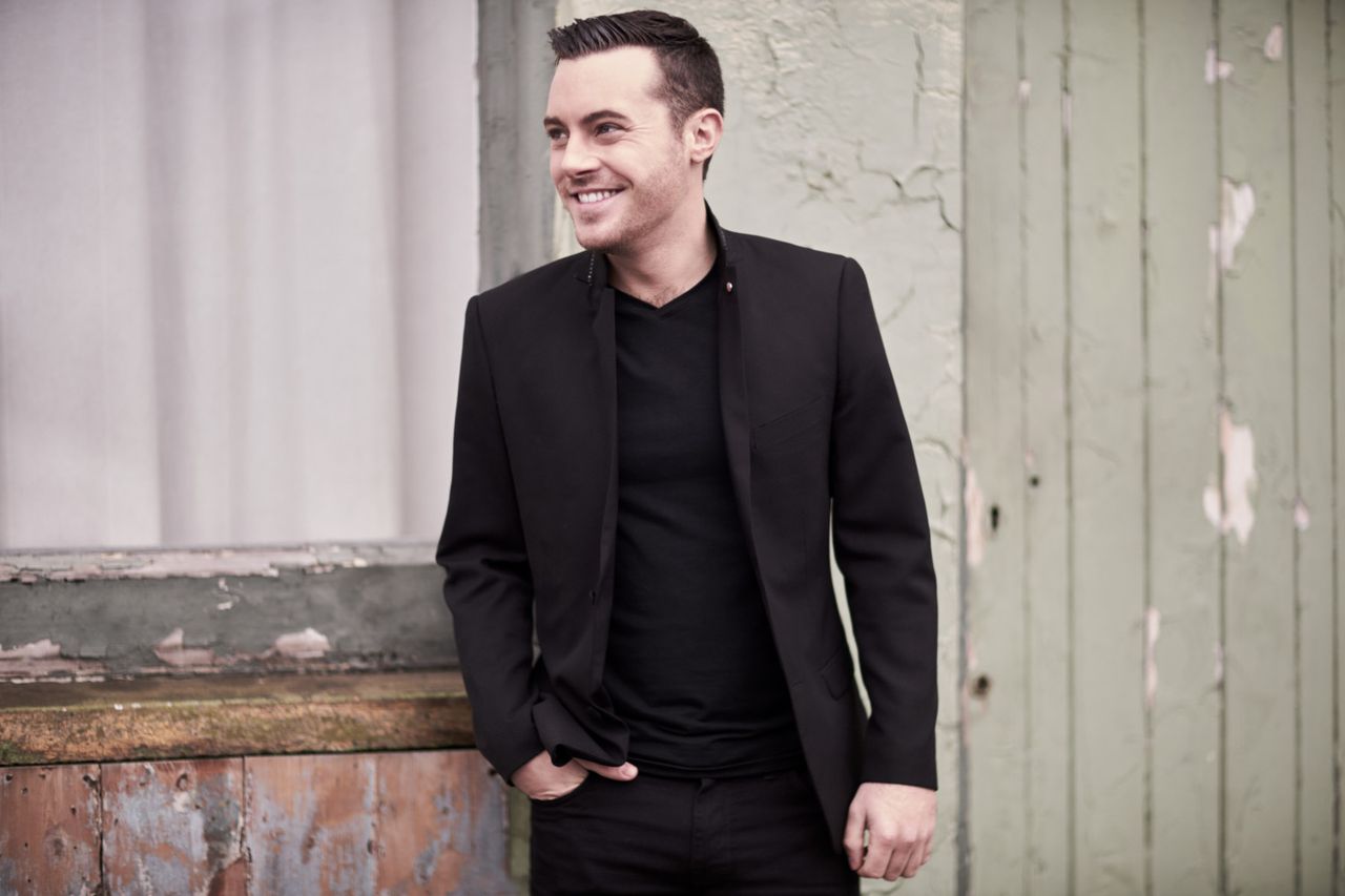 Country singer Nathan Carter takes on 'daunting' RTE presenting gig ...