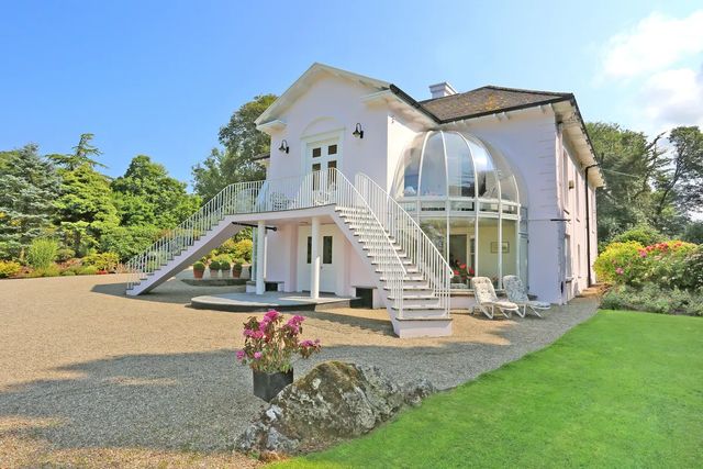 Swept away Shannonside – the €2.25m Georgian mansion in Limerick with ...
