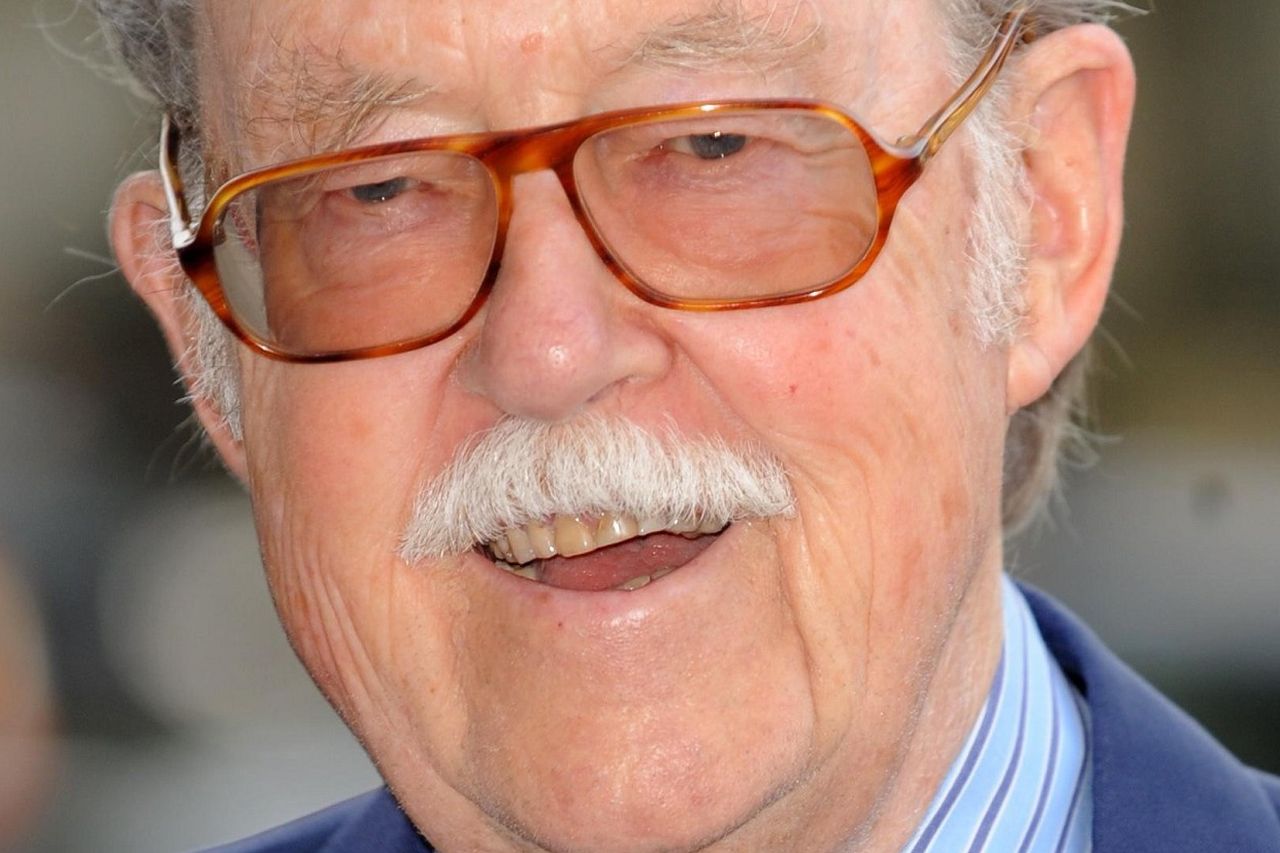 Foundation honours Alan Whicker | Irish Independent