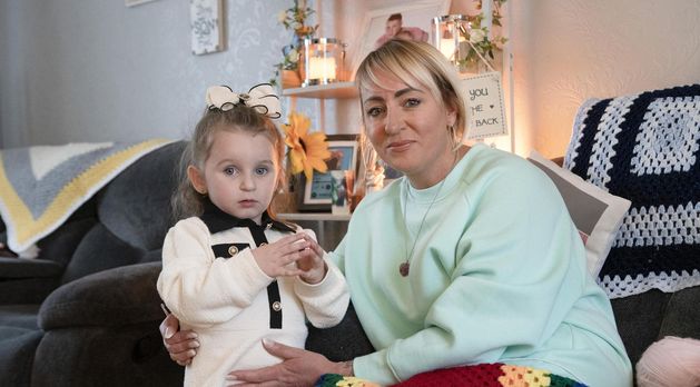 Mother of murdered boxer Kevin Sheehy calls on Helen McEntee to block ...
