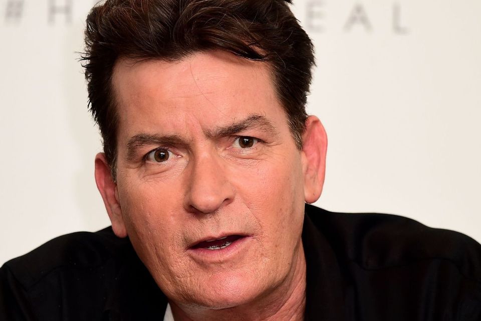 Charlie Sheen defends 'Trump next' tweet after Debbie Reynolds' death ...