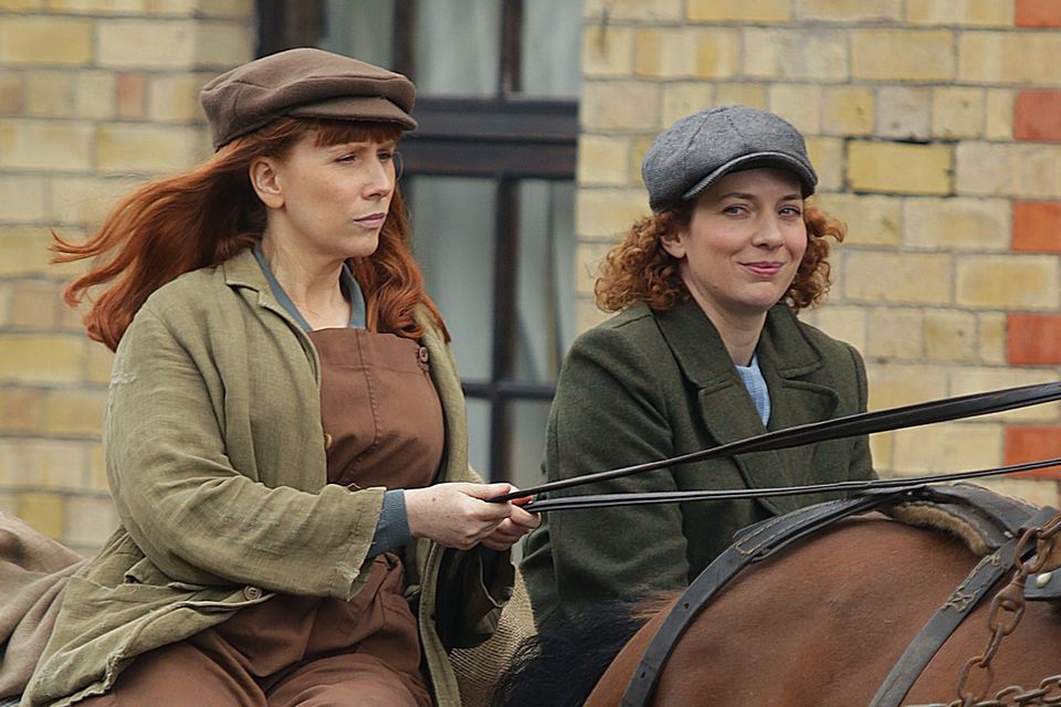 Giddy up: Catherine Tate saddles up for filming in Dublin | Independent.ie