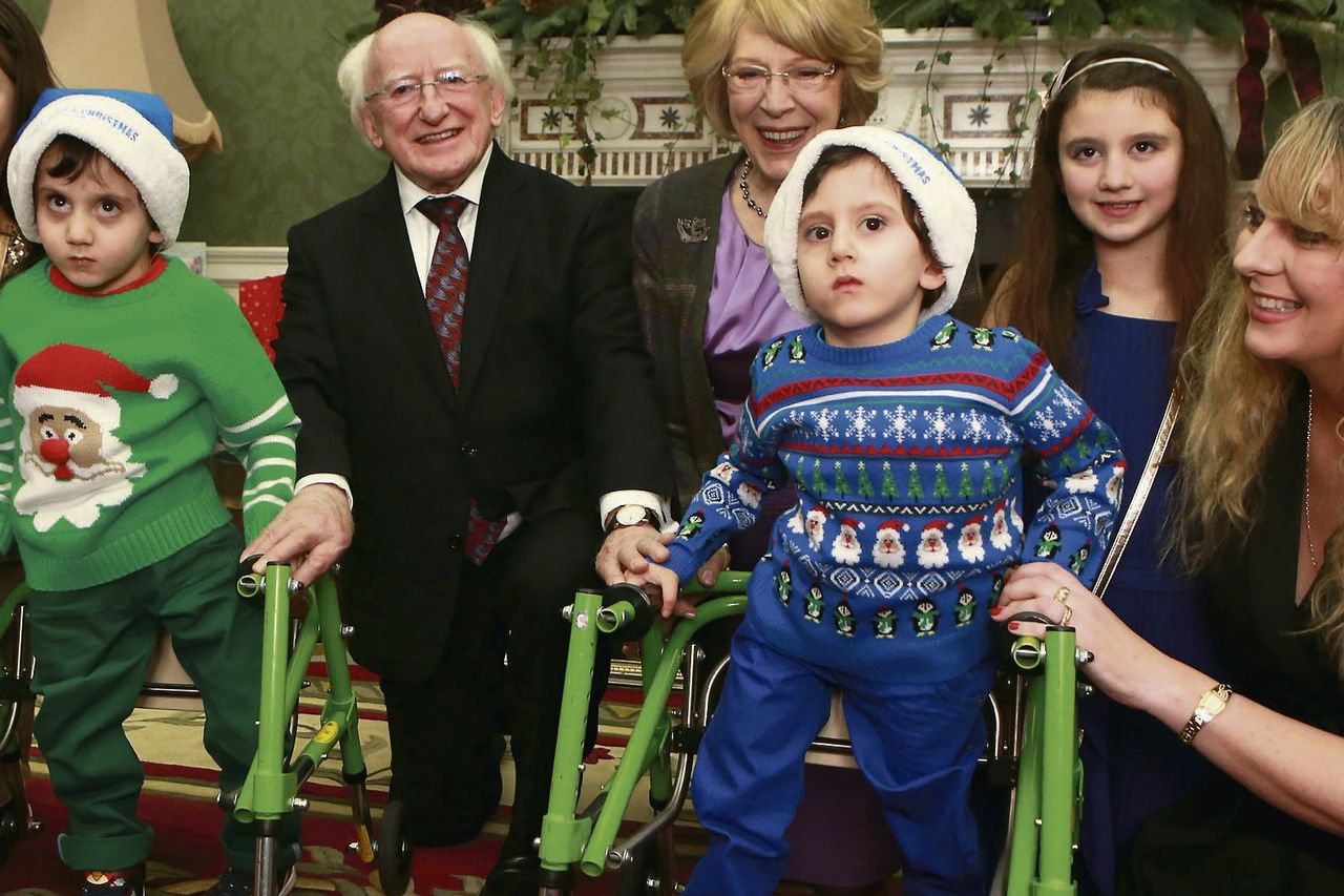 Aras becomes a winter wonderland as Higgins family clocks up 32,000 ...