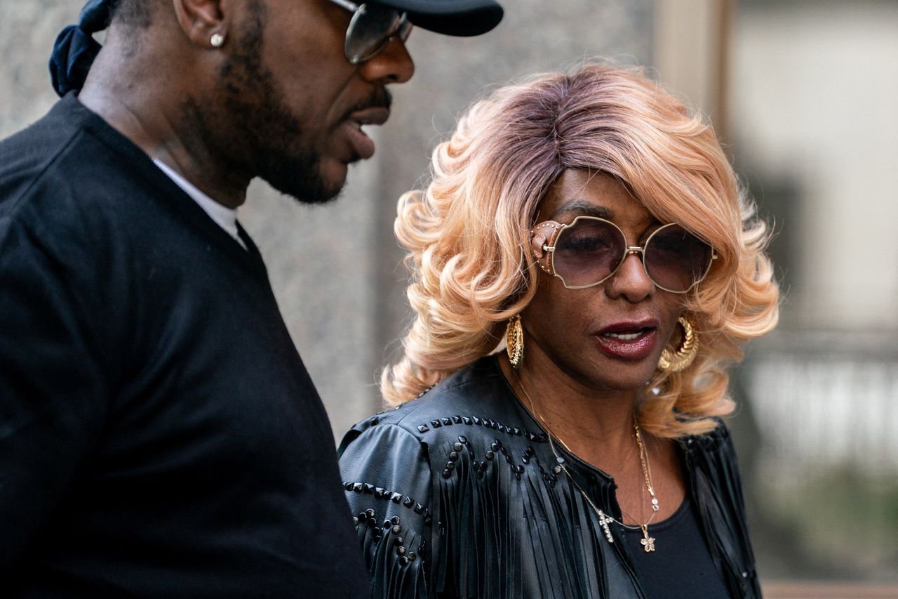 Ex-girlfriend of Sean ‘Diddy’ Combs sobs while testifying about ‘dark ...