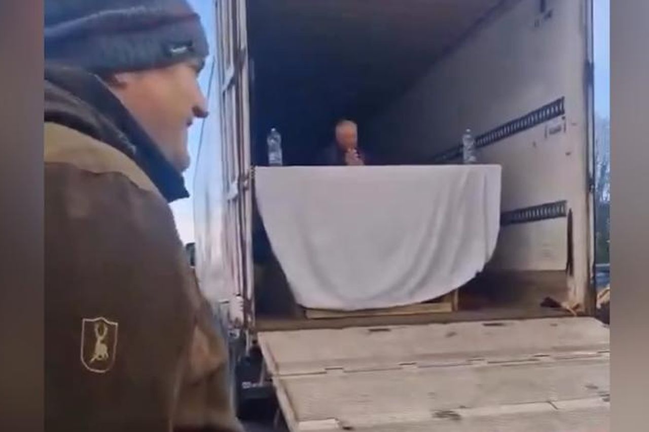 Fuel protestors given some divine inspiration as veteran priest hosts ...
