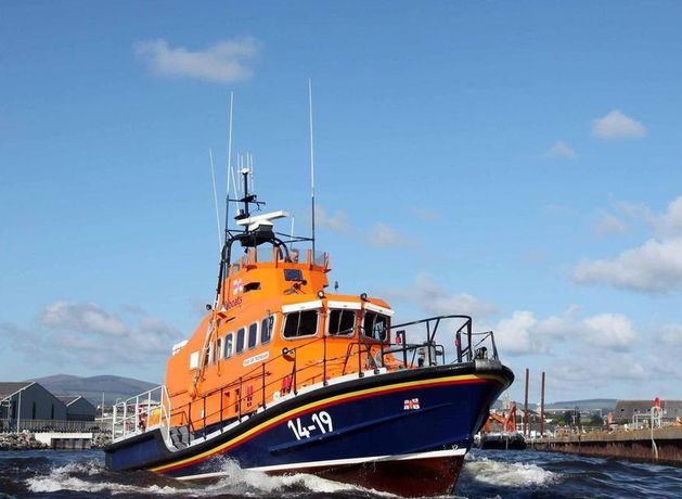 Arklow RNLI launches 2024 fundraising calendar and Christmas cards ...