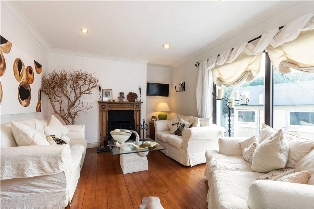 See inside stunning €1.1 million Wicklow home that was built for ...