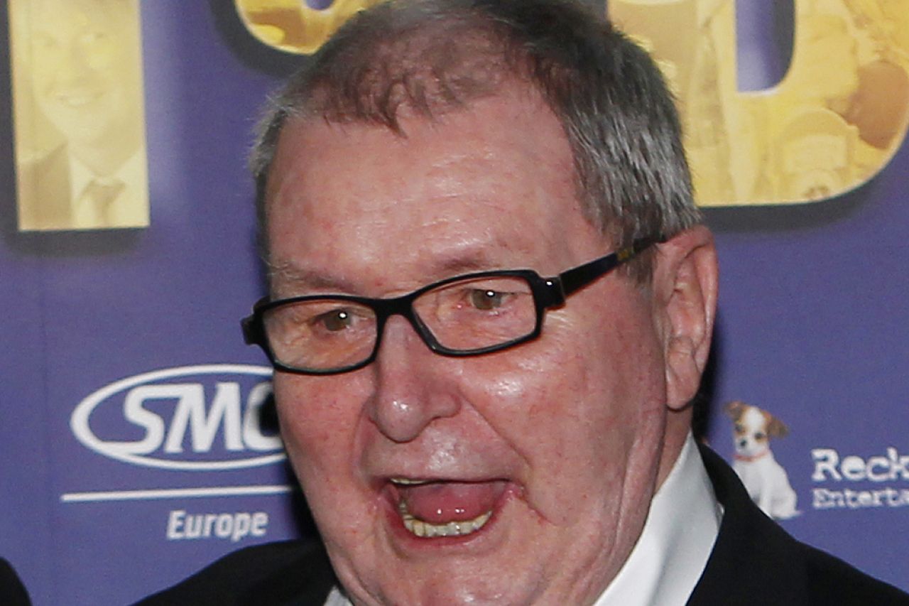 'Father of Coronation Street' Tony Warren dies at 79 | Irish Independent