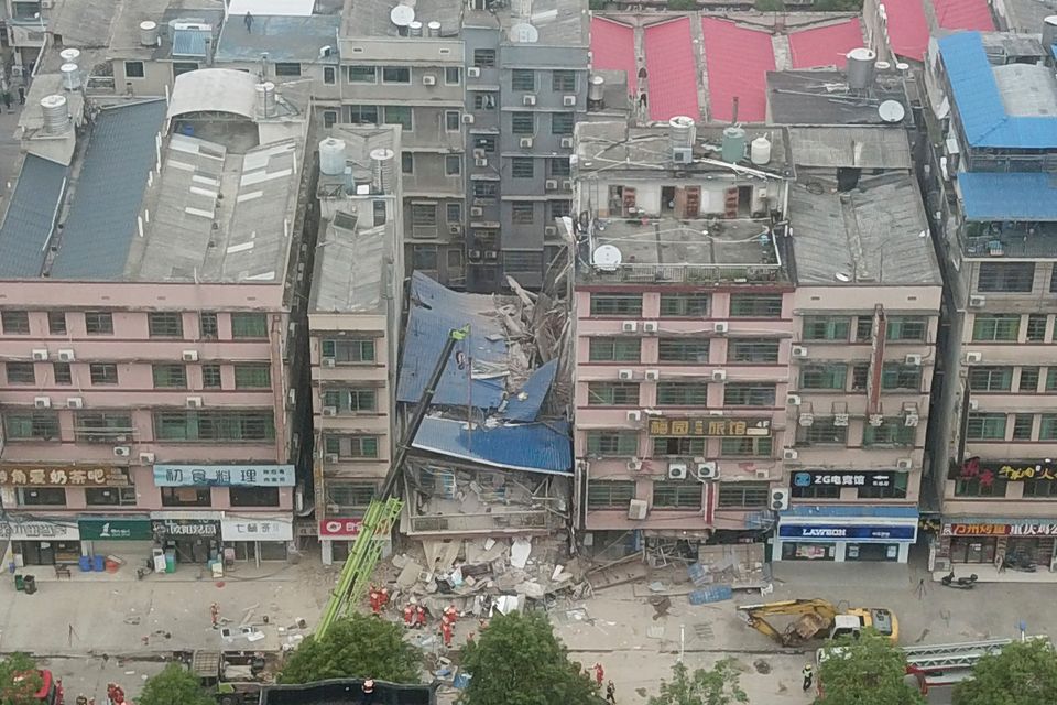 Nine arrested after building collapse in central China | Irish Independent